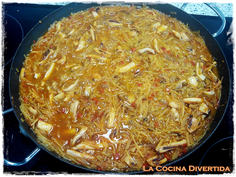 Fideos con calamares – La Cocina Divertida